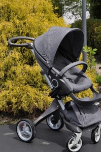 Stokke Xplory Stroller Video Review - Classy Mommy