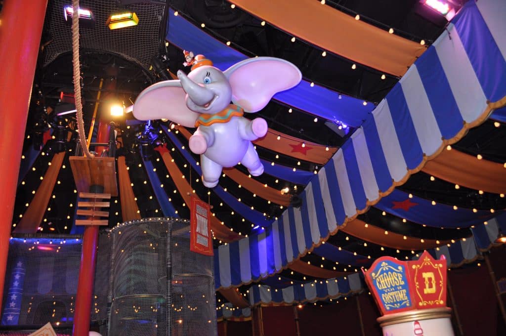 The Magic of DUBMO - Fandango Movie Ticket Prize Package giveaway # ...